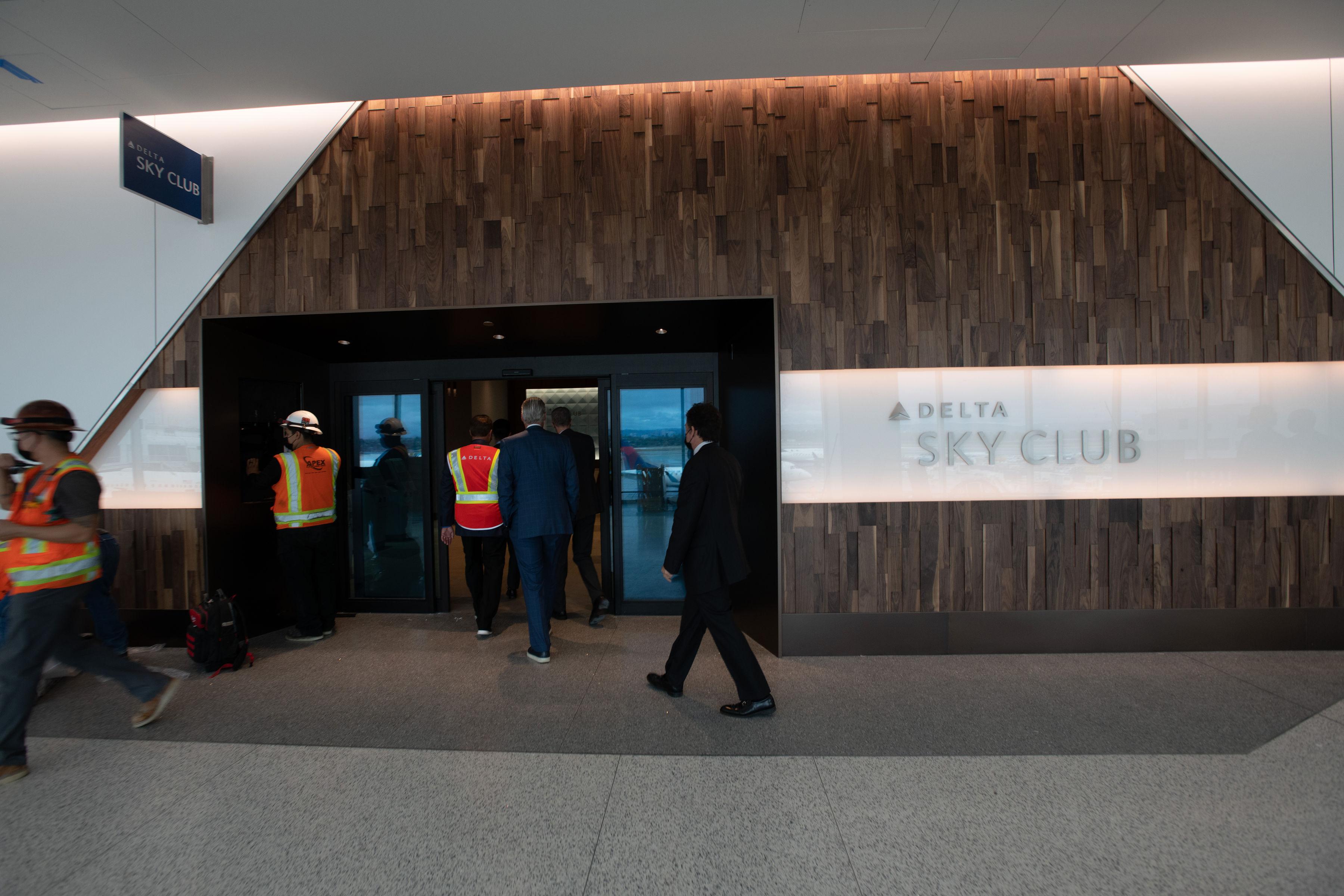 Media Kit and Fact Sheet: Delta's LAX Investment | Delta News Hub