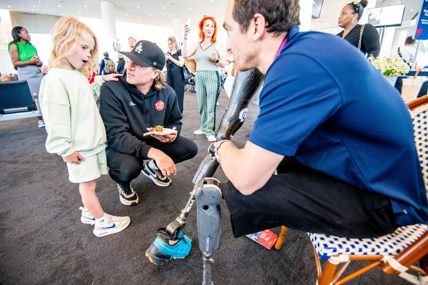 Delta celebrates LAX to CDG service | Delta News Hub