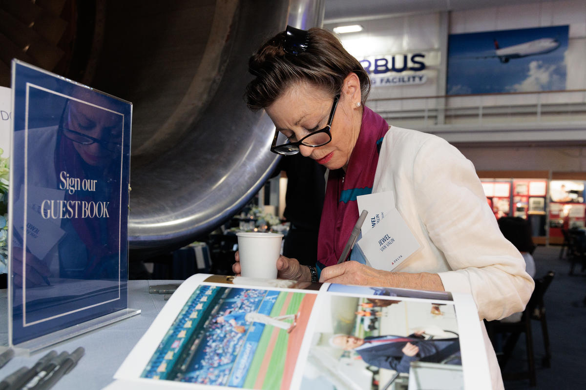 Jerry Grinstein Executive Building luncheon | Delta News Hub